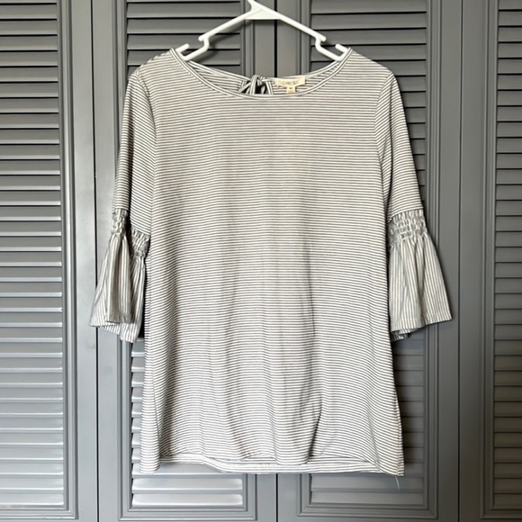 Como Blu | Tops | Nwt Como Blu Bw Striped Bell Sleeve Blouse M | Poshmark